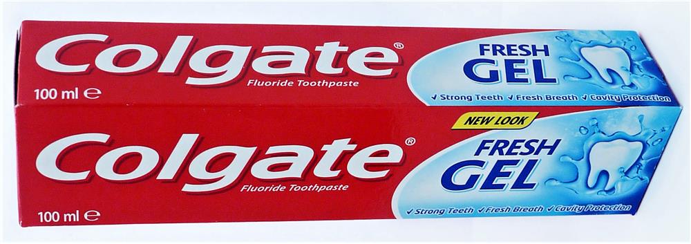 Colgate Fresh Gel Toothpaste - Minty Blue Gel 100ml