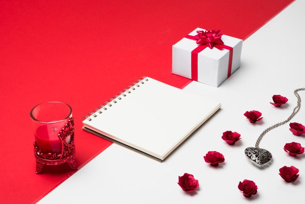 Top Valentine’s Day Gift Sets for Your Loved One: Fragrances to Impress